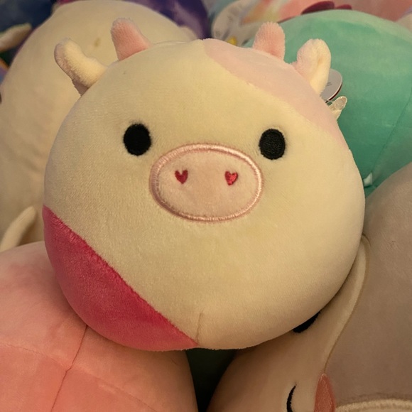 Kellytoy | Toys | Nwt 5 Caedyn The Cow Squishmallows | Poshmark